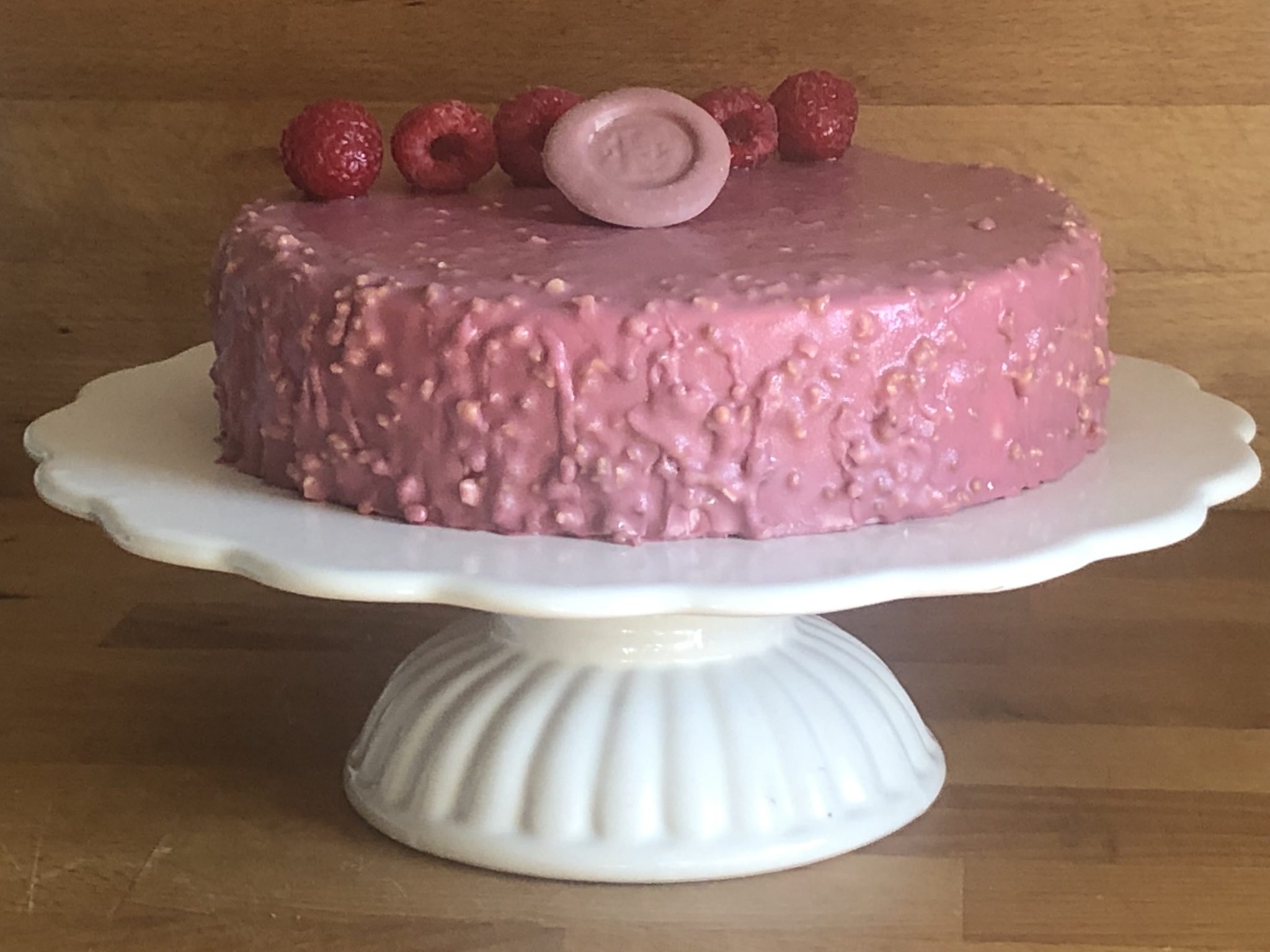 Mousse de Frambuesas y chocolate Ruby – Elia's Kitchen